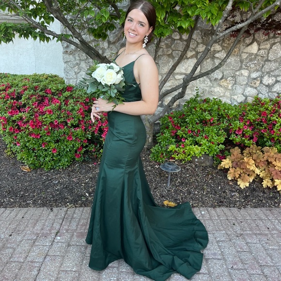 Stacees | Dresses | Beautiful Emerald Green Prom Dress | Poshmark